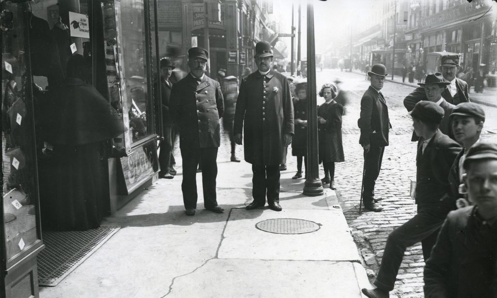 How Fingerprints Convicted Thomas Jennings – Fact or Fiction Podcast